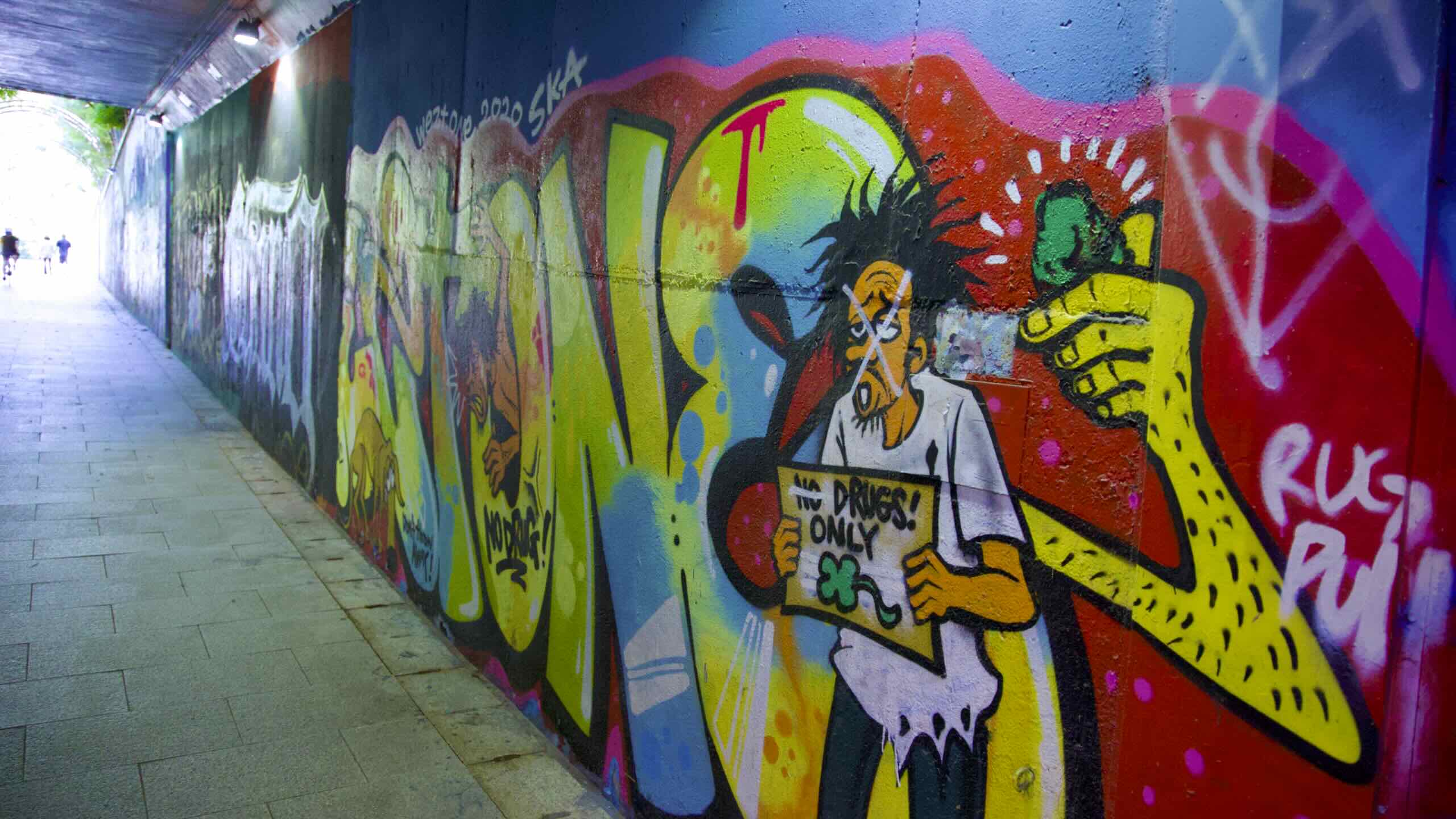 Apgujeong Rabbit Cave | Hangang Bike Path | Korea By Bike